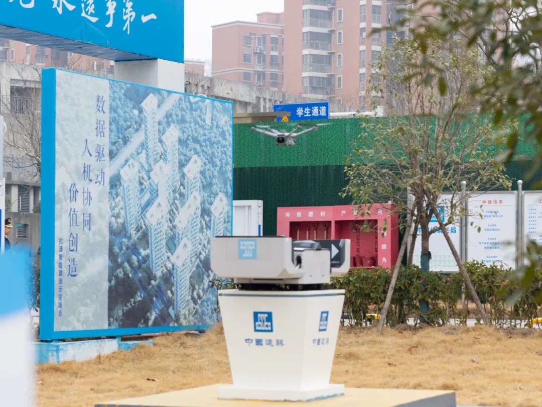 省住建厅组织开展汉韵公馆智能建造试点项目参观践学活动--湖北省住房和城乡建设厅